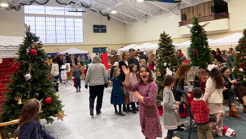 Christmas Fair in Photos - Sisters MICM